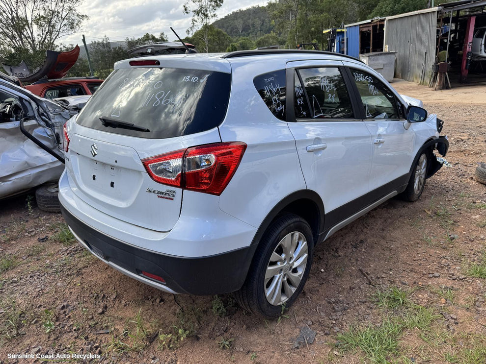 2017 Suzuki S-cross Left Rear Hub Assembly – Sunshine Coast Auto Recyclers